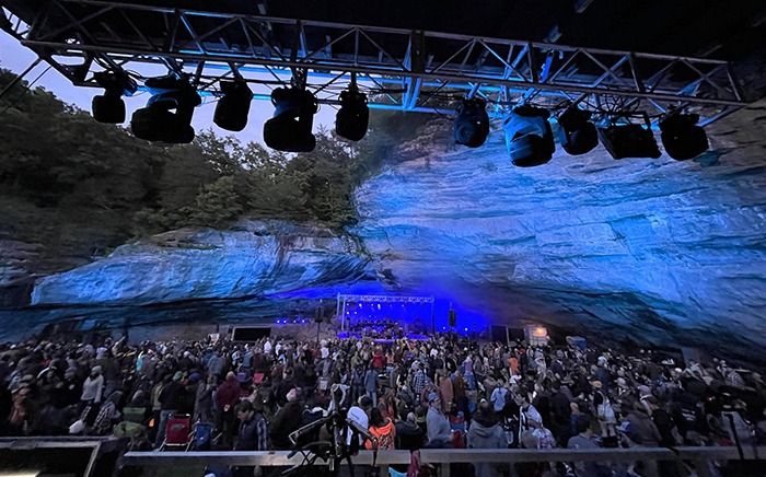 CHAUVET Professional Fixtures Illuminate US Memorial Day Cave Jam — TPi