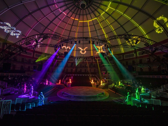 Robe T2 Profiles Light Zodiac the Musical — TPi