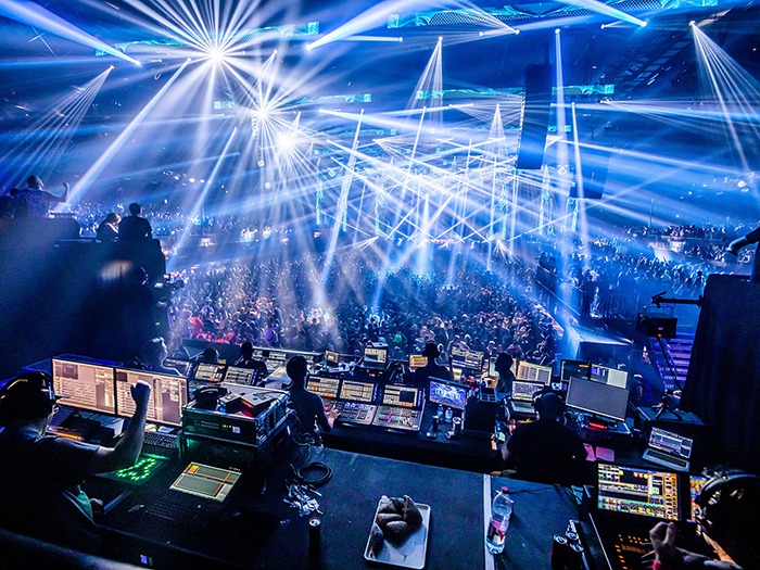 ChamSys MagicQ MQ500M Powers Expansive Reverze Rig — TPi