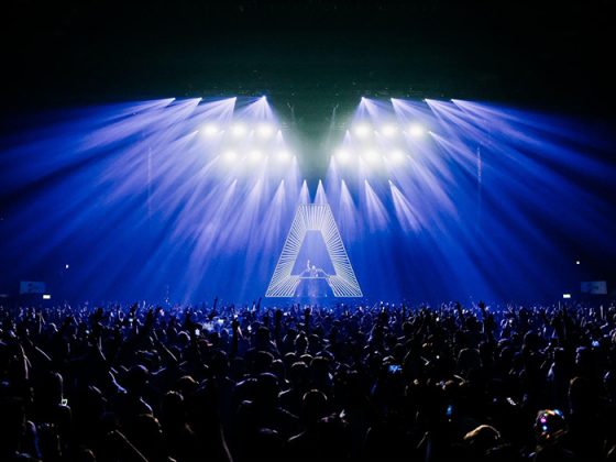 Bigabox deploys new COLOR STRIKE M for Armin van Buuren — TPi