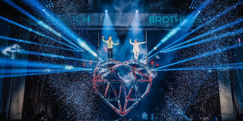 GLP solutions illuminate Ehrlich Brothers’ Diamonds Tour — TPi